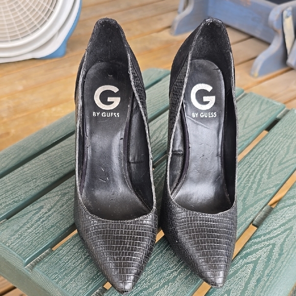 G by Guess | Shoes | G By Guess Black Stiletto Heels With Textured ...